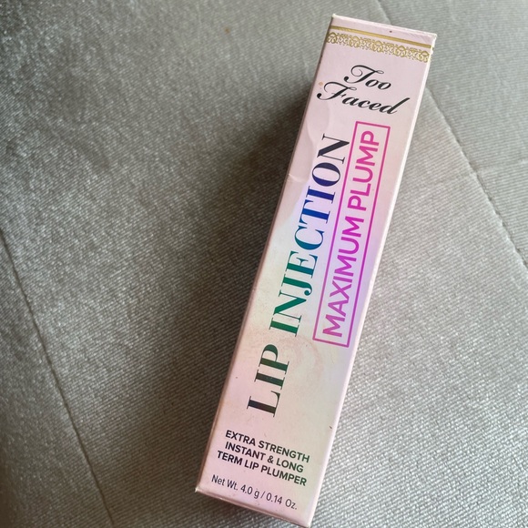 Too Faced | Makeup | Nwt Too Faced Maximum Injection Lip Gloss | Poshmark
